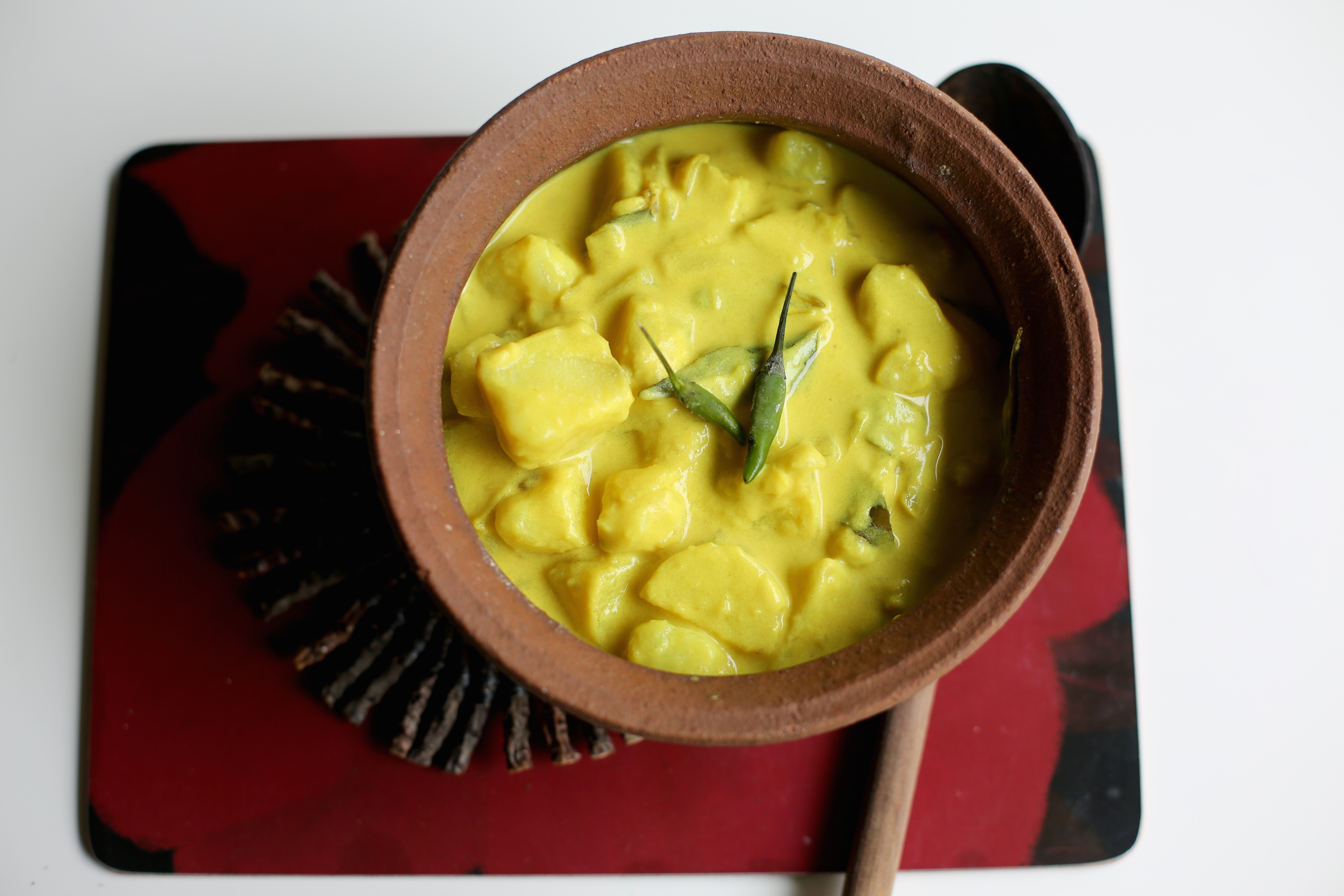 Potato and Coconut Milk Curry (Ala Kiri Hodi) – akkis kitchen